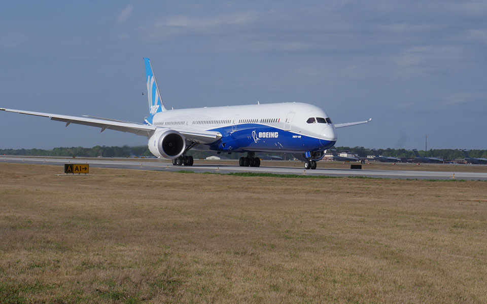 Boeing: 787-10 First Flight