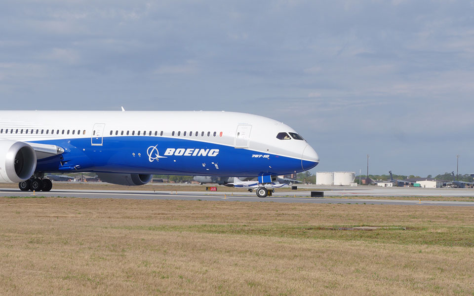 Boeing: 787-10 First Flight