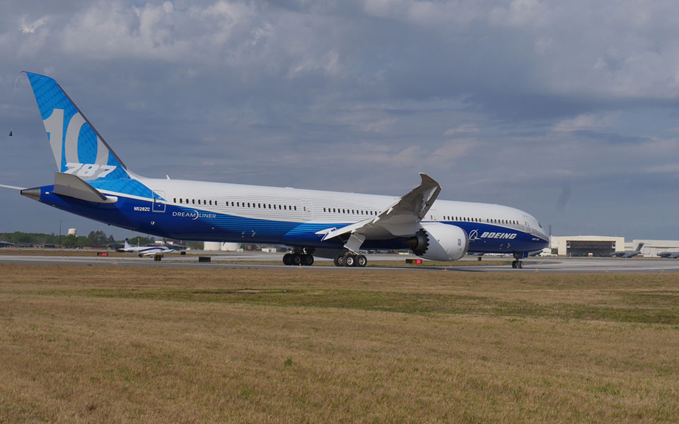 Boeing: 787-10 First Flight